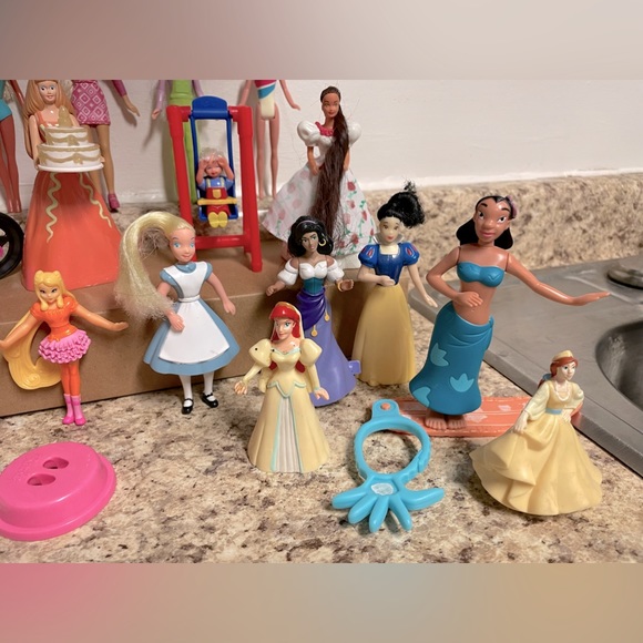 Other | Vintage Mcdonalds Happy Meal Barbies And Princess Betty ...